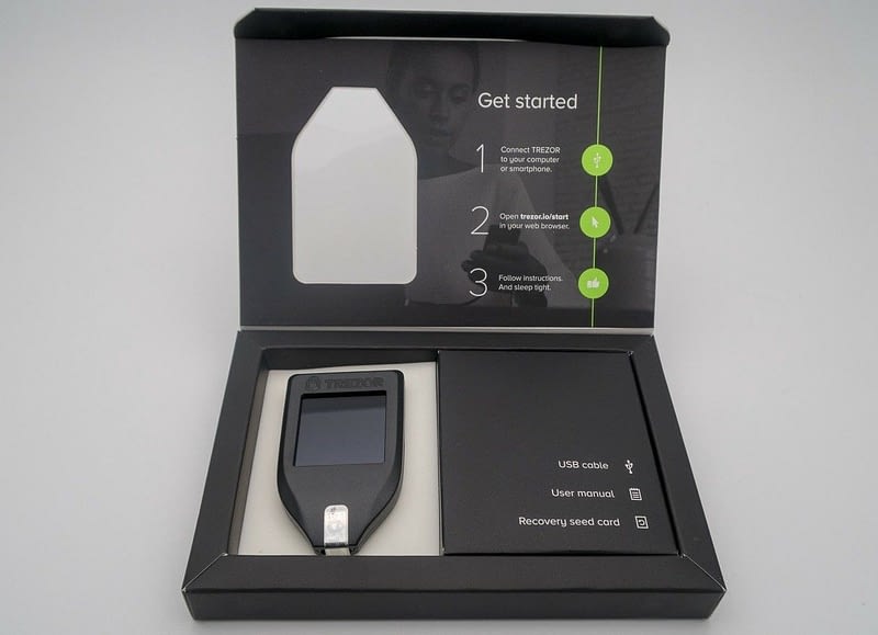 Trezor Model-T کیف پول سخت افزاری مدل تی - فناوران امید